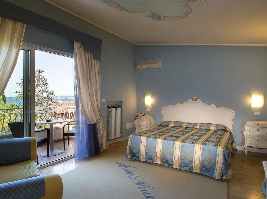 Hotel Serenella - Sirmione
