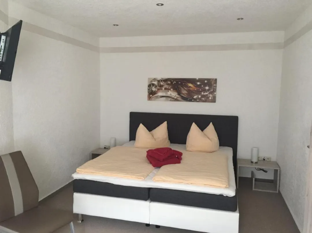 Pension & Gasthof Storchennest - Neustrelitz