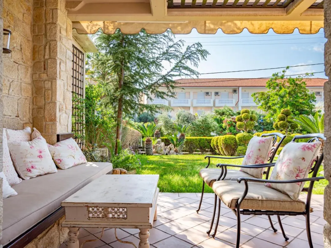 Emily's Luxury Suites - Halkidiki