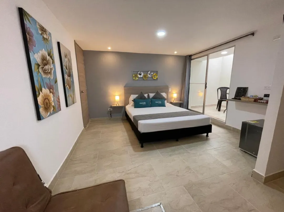 Hotel 12 Nights - Medellín