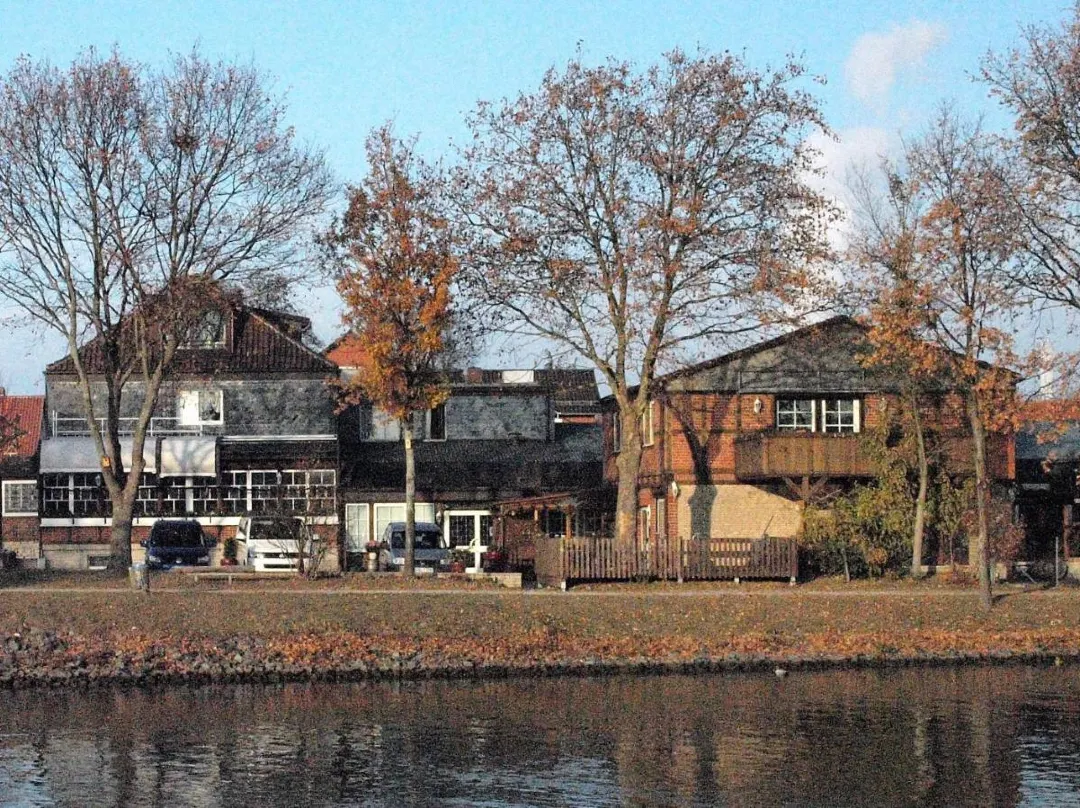 Alter Dorfkrug Am Kanal - Wolfsburg
