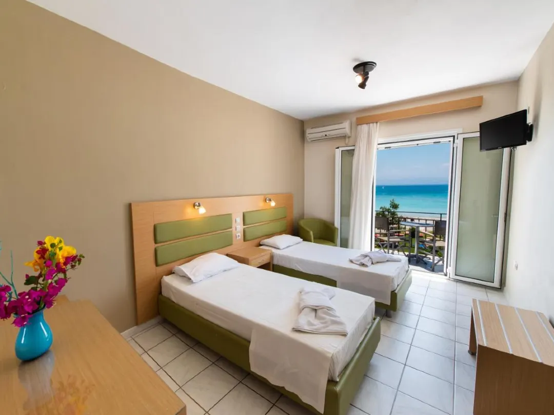 Surf Hotel - Greece