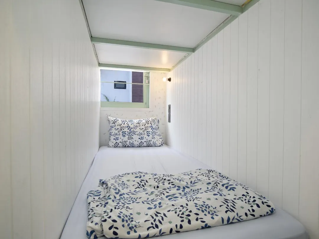 Monday Capsule Hostel And Thai Traditional Bath Bangkok - Bangkok
