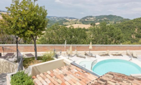 Casa Oliva Borgo del Benessere Delle Marche : Avis, Tarifs & Photos ...