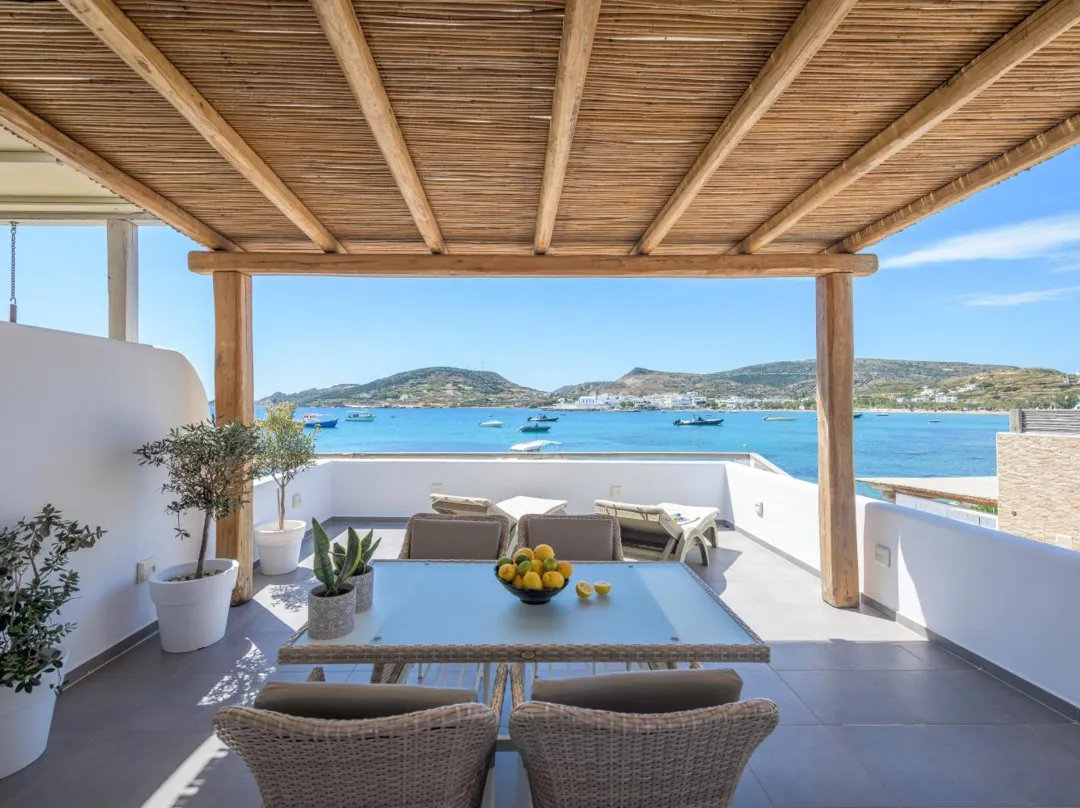 Michalakis Seaside Suites - Milos