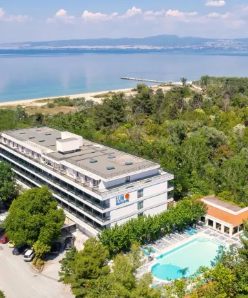 Sun Beach Hotel - Greece