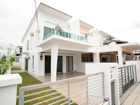 Seremban Spacious Sweet Home 15-19paxs - Port Dickson