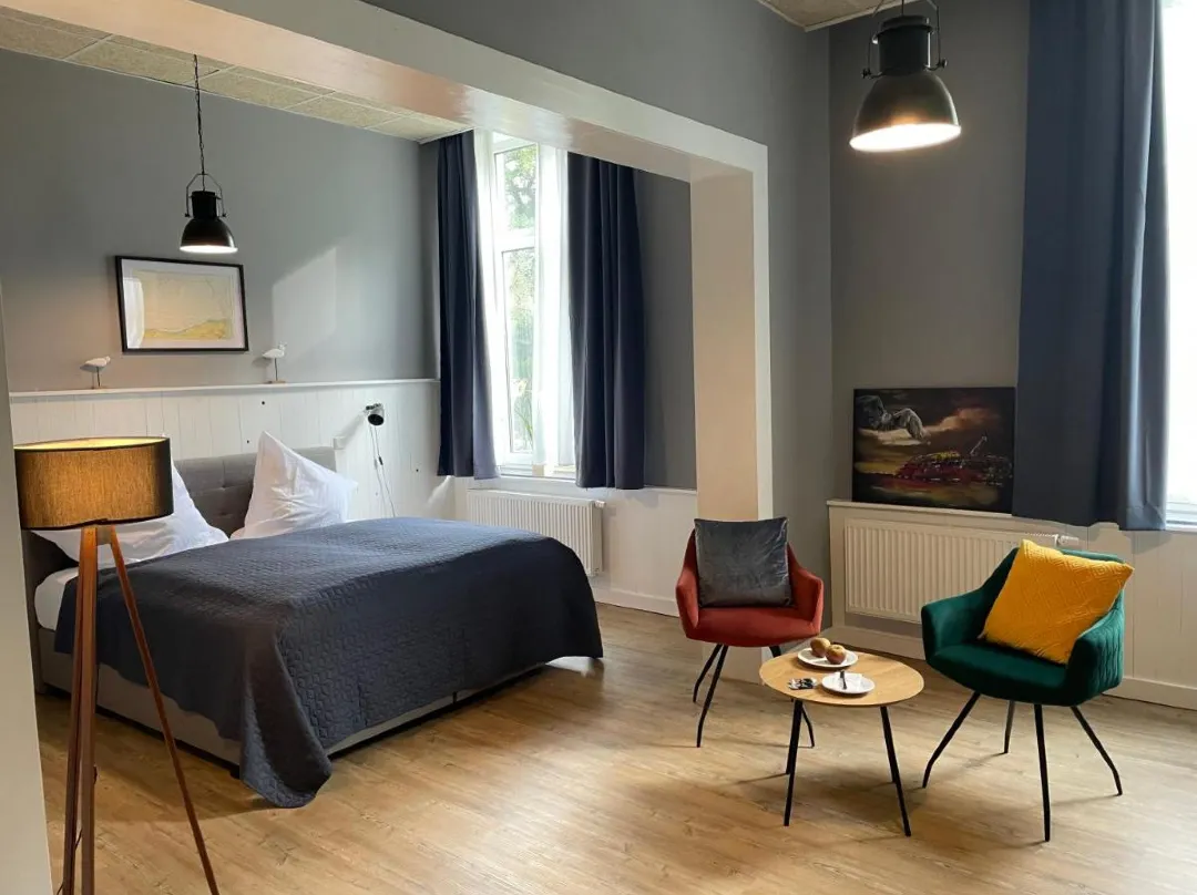 Hotel Alte Navigationsschule - Ostrhauderfehn