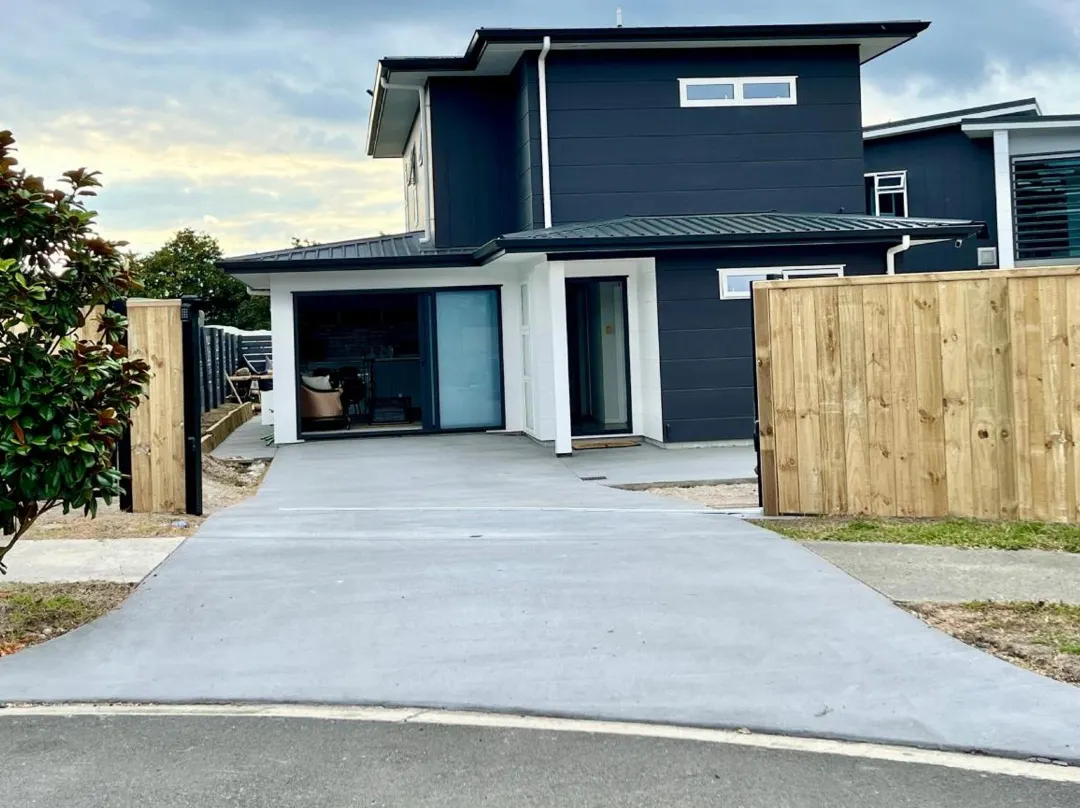 Brand New Lakeside Cozy Home - Manawatu-Wanganui