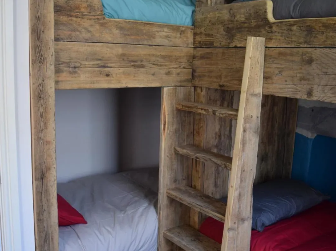 Ty Glyndwr Bunkhouse, Bar And Cafe - Caernarfon