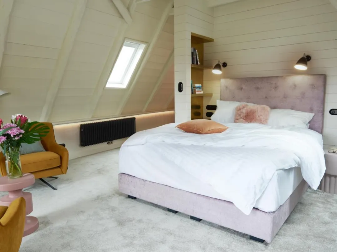 Five Rooms - Leer