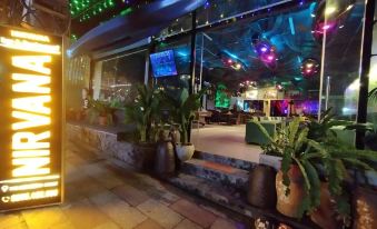 Cat BA Sunflower Hotel by Secret Garden - 2026 最新訂房優惠 - 海防住宿推薦｜Trip.com