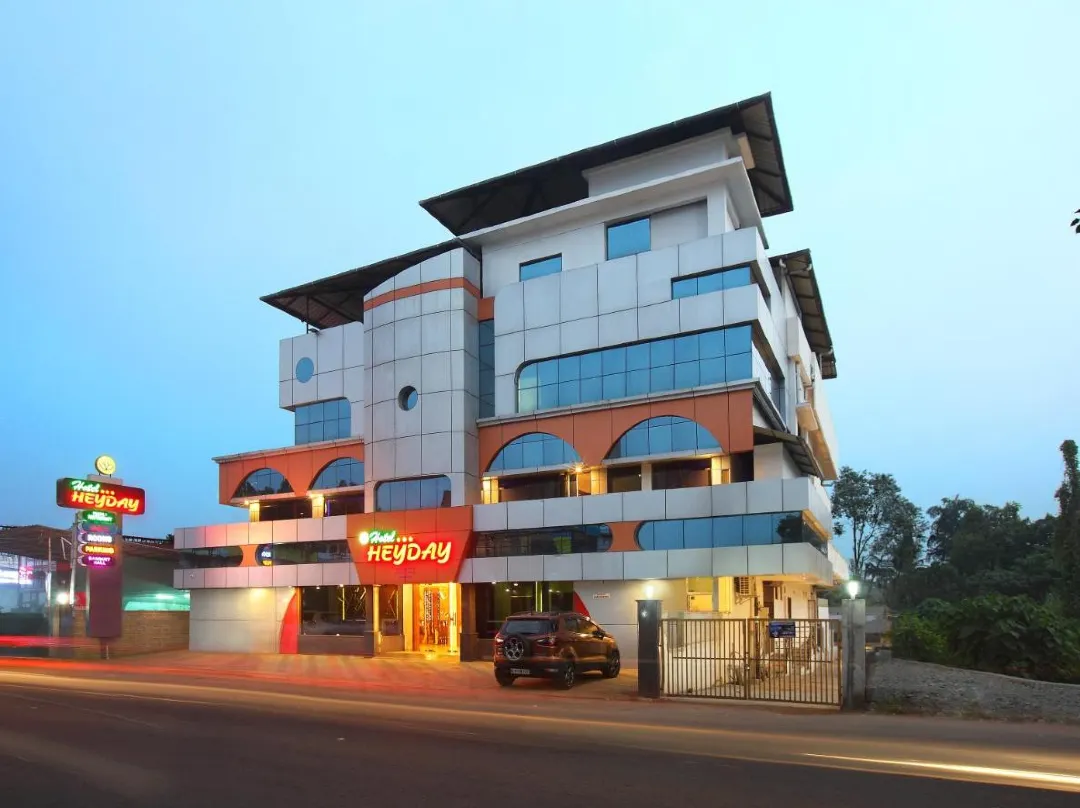 Hotel Heyday - Pathanamthitta