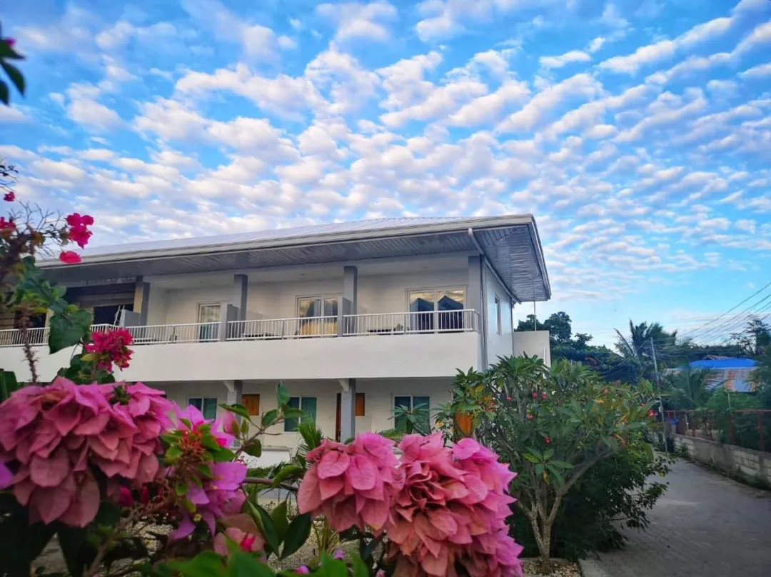 Beyond Island - Moalboal