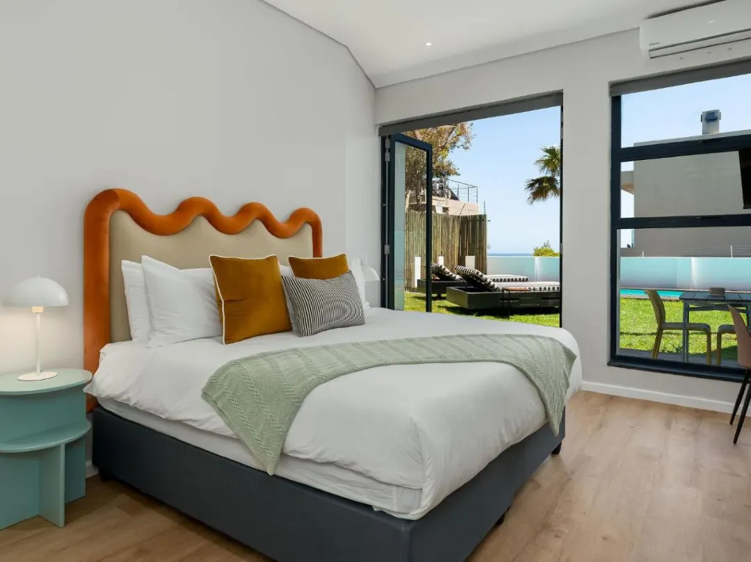 Neighbourgood Camps Bay - Camps Bay