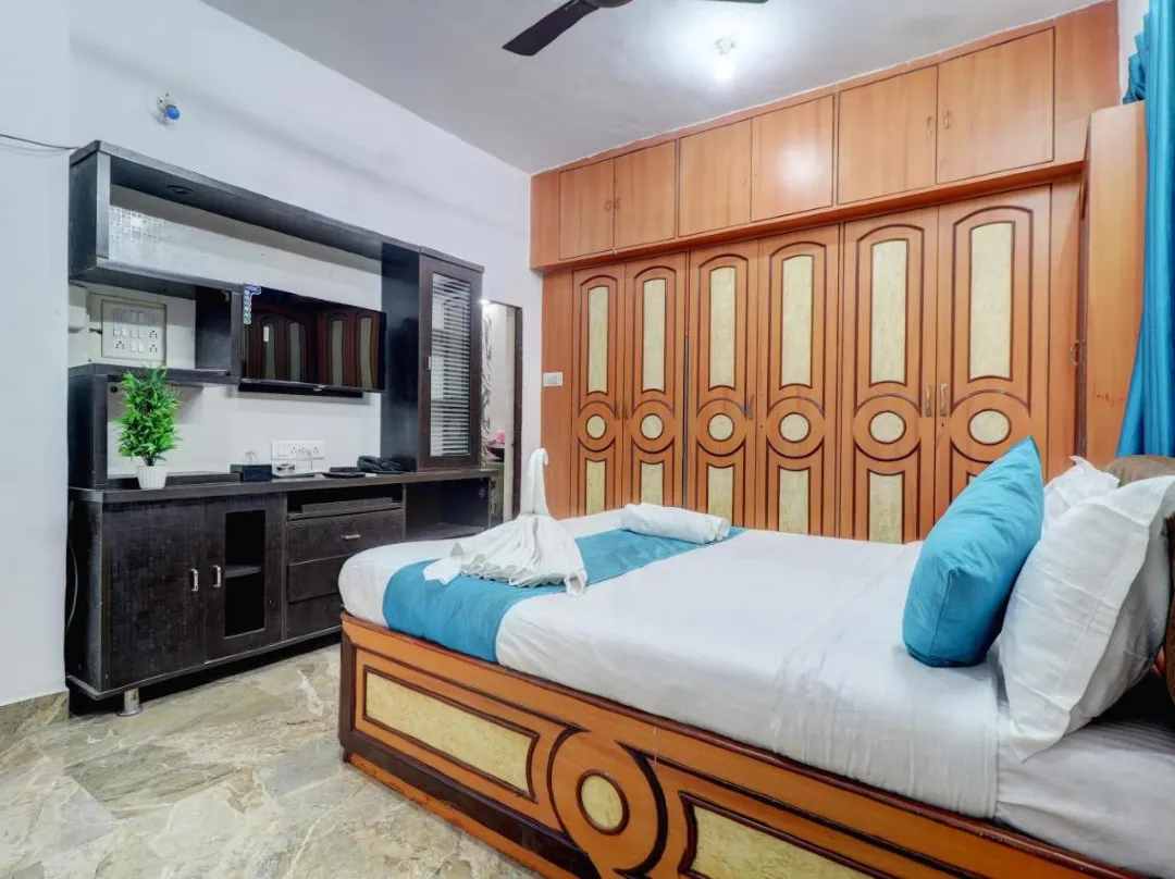 Hotel Raksha Residency - Thane