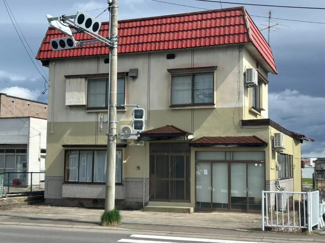 Base Stay Hirosaki Joshi - Hirosaki