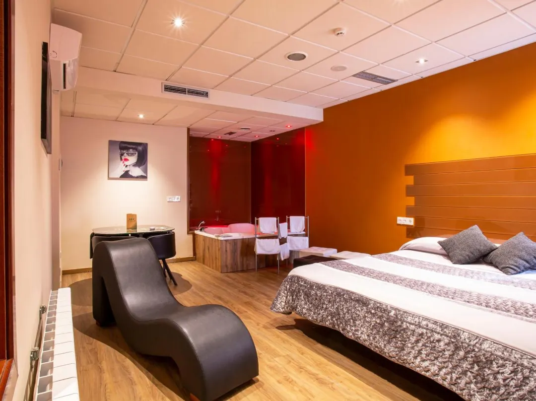 Motel Los Abedules - Oviedo