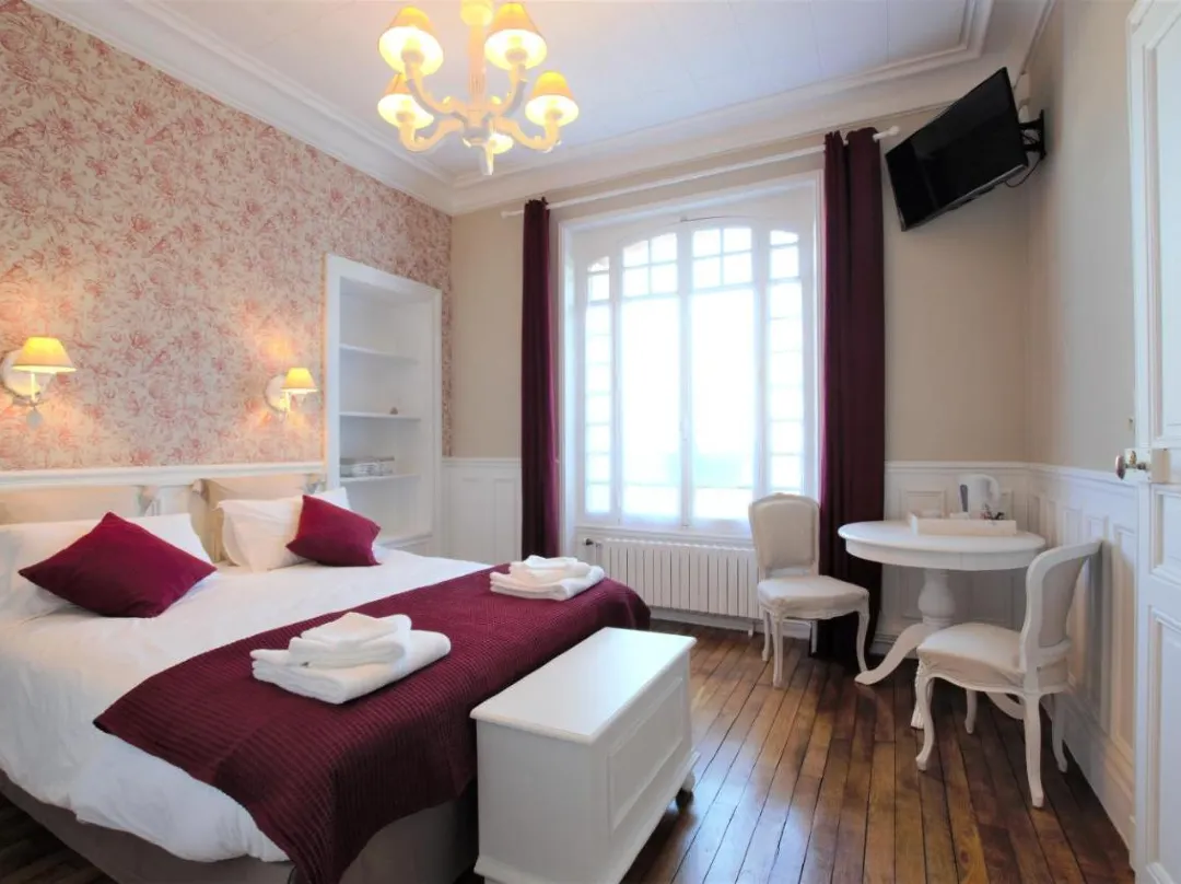 A L'aube De Troyes - Chambre D'hôtes De Charme Avec Piscine - 트루아