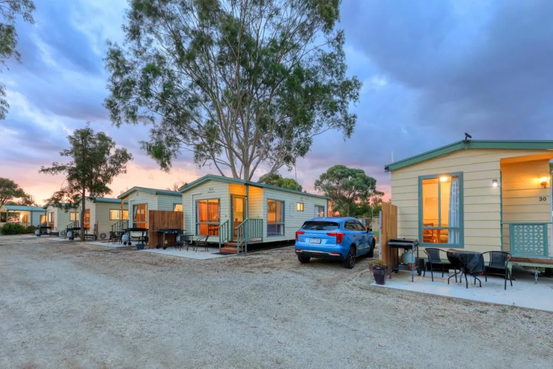 Kerang Holiday Park - Victoria