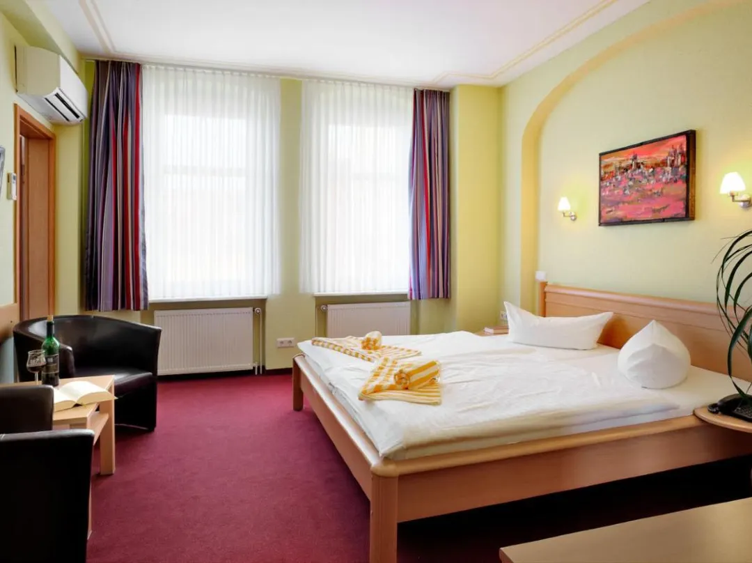 Hotel-pension Am Schwanenteich - Wittenberg
