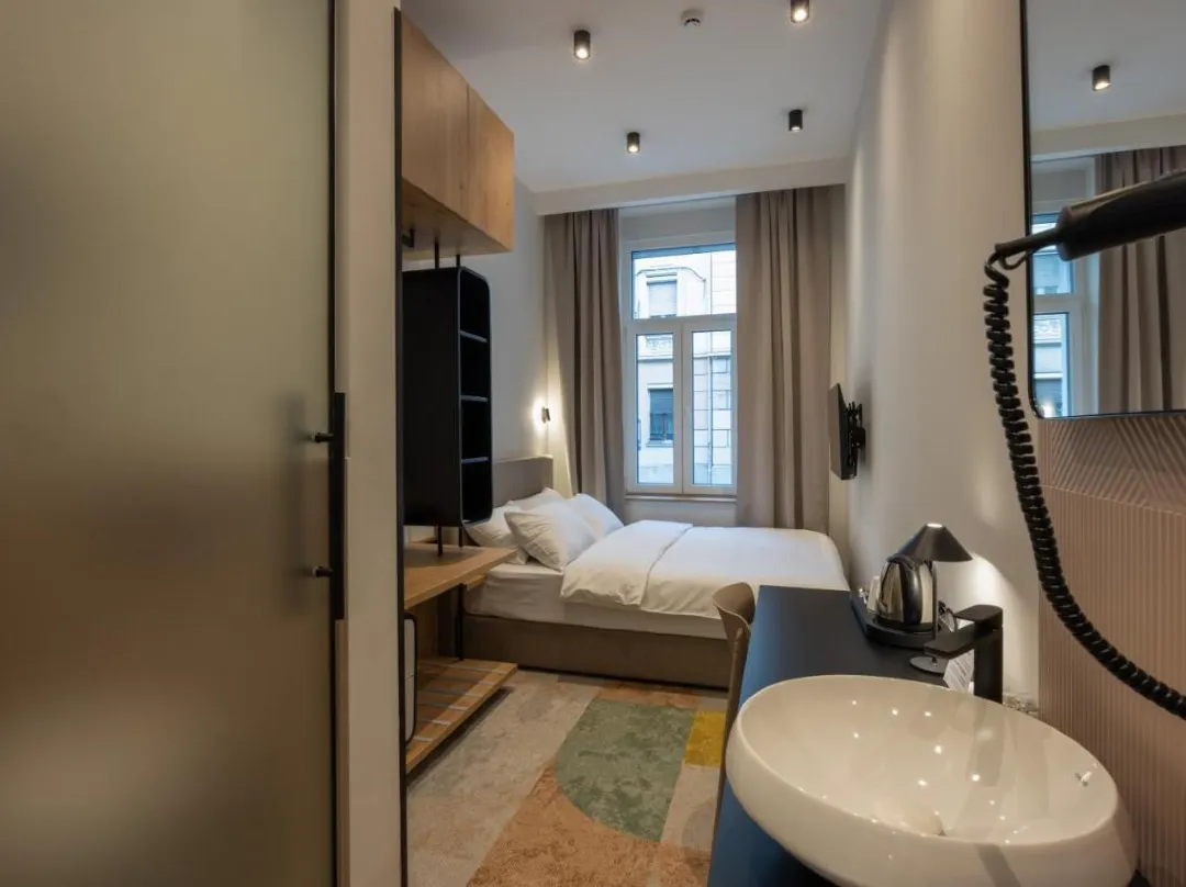 Hop Inn Rooms & Suites - Belgrad