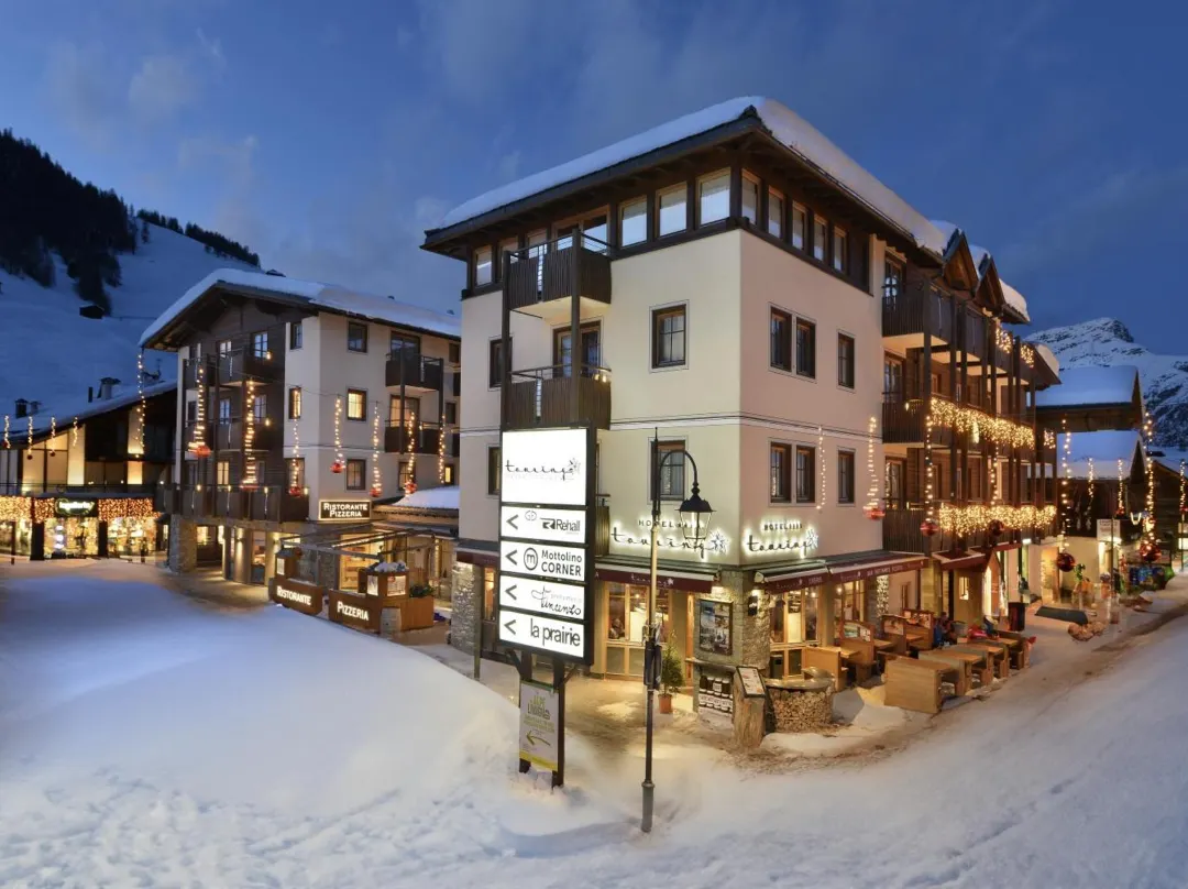 Hotel Touring Livigno - Livigno