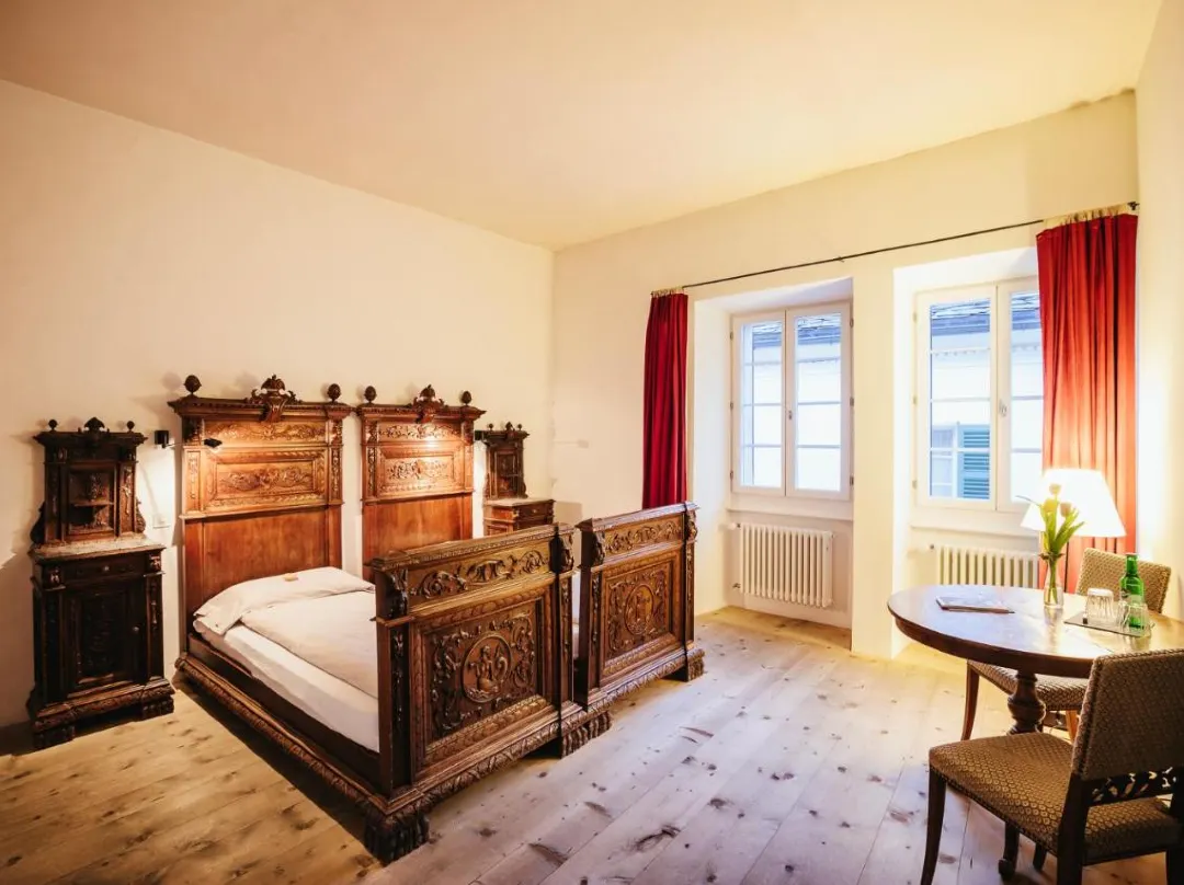 Historic Hotel Albrici - Canton des Grisons