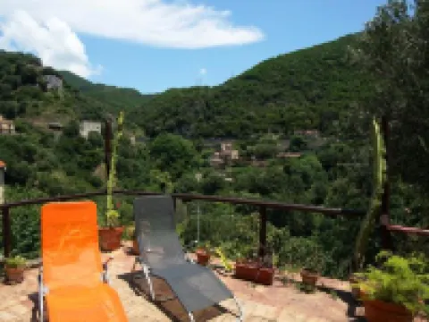 Hotel economici a Pisciotta – Migliori offerte 2026 | Trip.com
