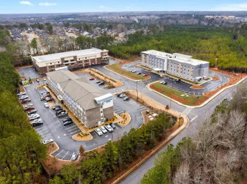 Everhome Suites Atlanta Newnan - Newnan, GA