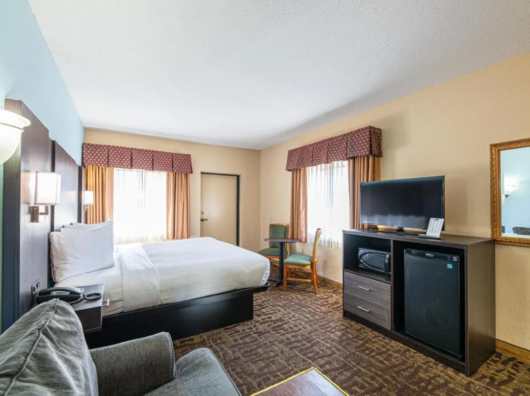 River Bend Inn - Pigeon Forge - Sevierville, TN