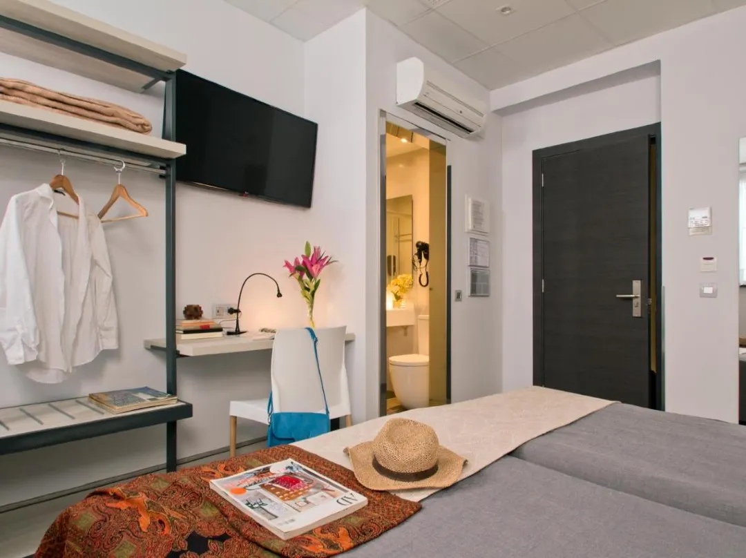 Hostal Benidorm - Barcelona