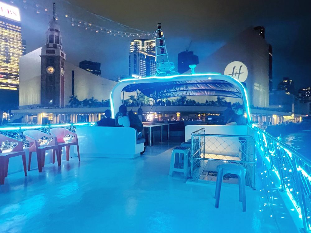 香港維多利亞港夜遊觀光船 | Trip.com