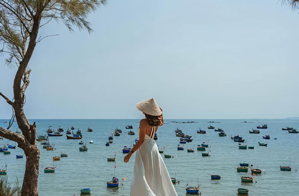 Mui Ne Jeep Tour for Sunrise or Sunset Viewing + Optional ATV Driving ...