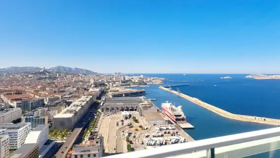 Experience Marseille in 360°: panoramic tour & amazing view at the Sky ...