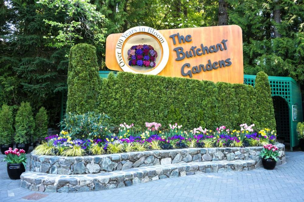 Vancouver, Canada: Victoria Gulf Islands cruise & Butchart Gardens tour ...