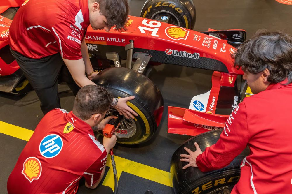 Maranello Ferrari Museum + hands-on experience changing F1 car tires in ...