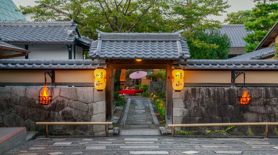 Nanzenji Junsei Traditional Tofu Kaiseki Cuisine - Kyoto - HyperAir