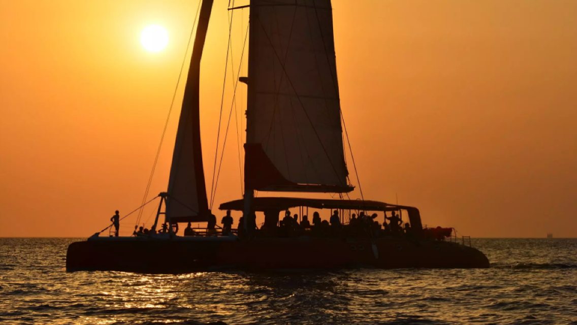 [Popular] Red Beach + White Beach Snorkeling Tour of Santorini, Greece ...