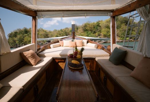 Halbtagesausflug in Krabi mit dem Luxus-Longtail-Boot zu Koh Kai ...