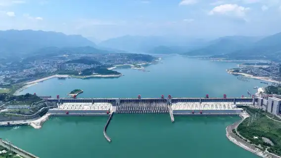 Yichang Two Dams One Gorge + Three Gorges Dam + Gezhouba Dam Lock 1-day ...