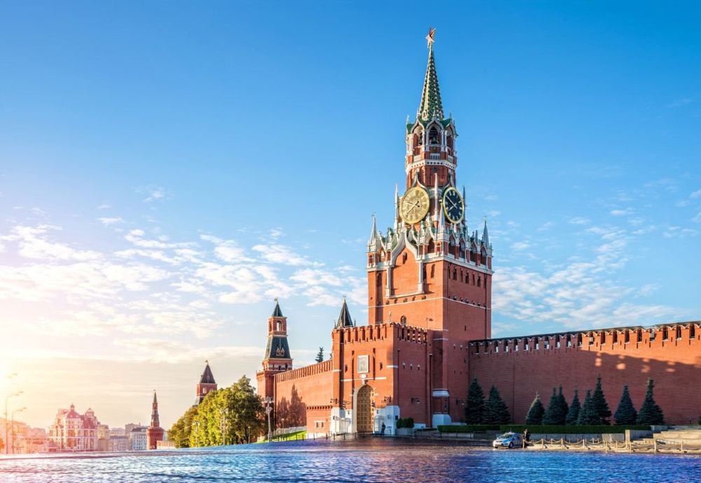 Moscow Kremlin + Red Square + Tomb of the Unknown Soldier + Lenin's ...