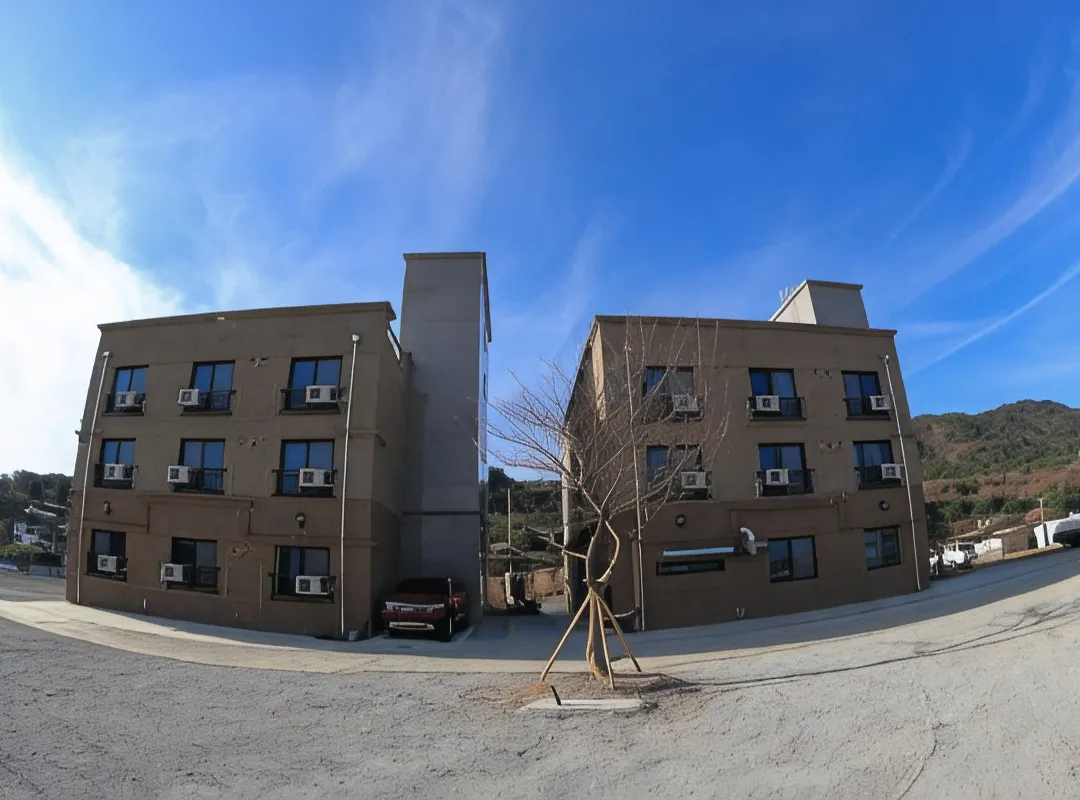 Gangjin Eden Hostel - Incheon