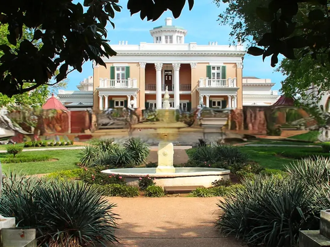 Spacious Executive Suite With Stunning Amenities - Elegant Urban Retreat - Nashville, TN