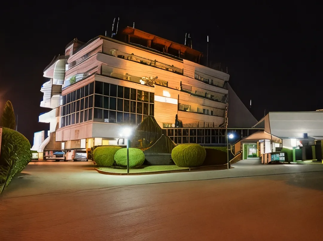 Canadian Hotel - L'Aquila