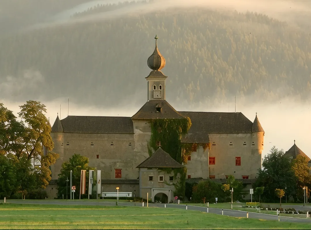 Tauroa Schloss Gabelhofen - Judenburg