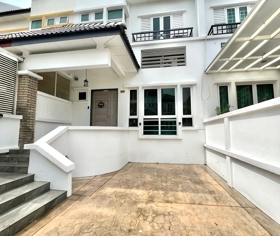 Karpal Singh Drive Seaside Georgetown 4br-15pax By 3c - Penang