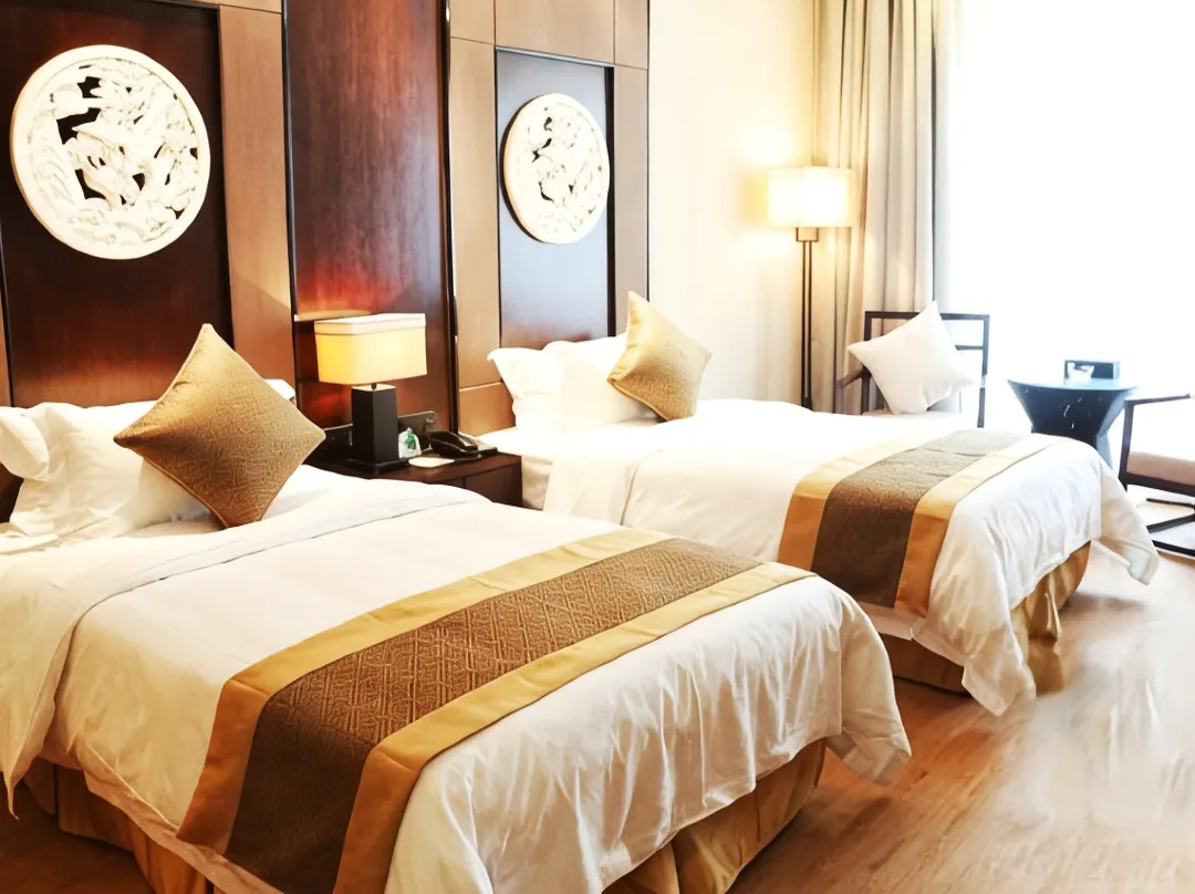 Yanbian Junmanlou Hotel - Panzhihua