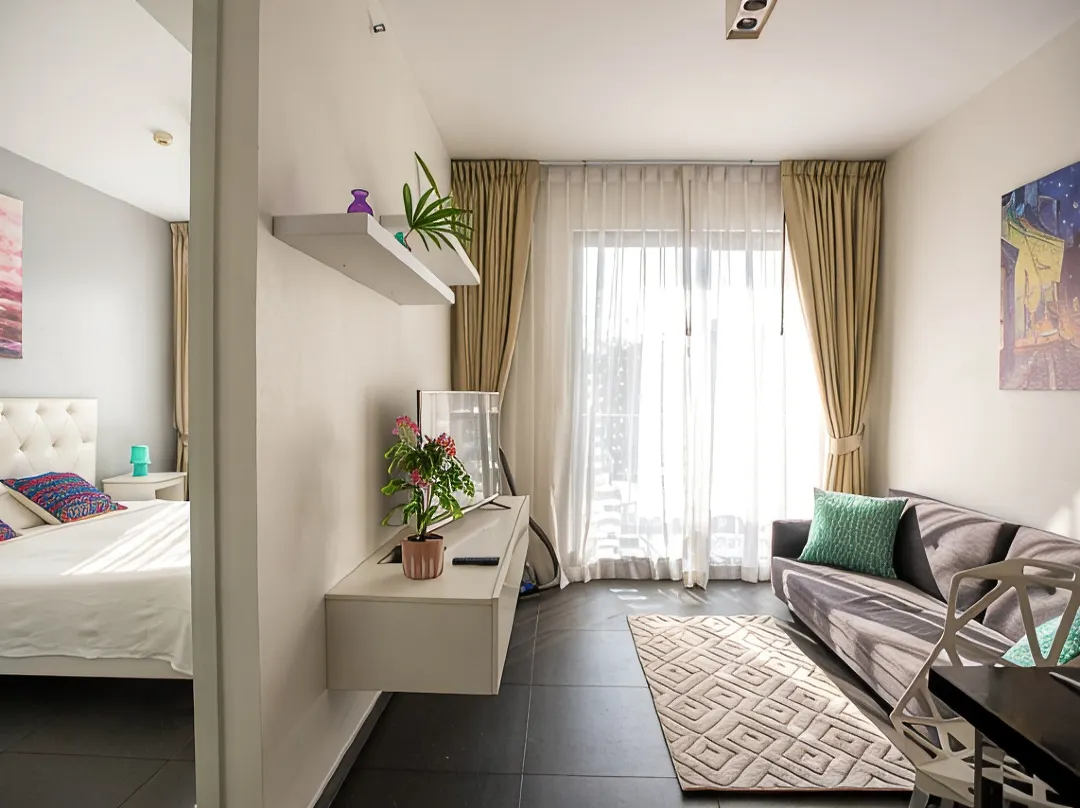 Unixx Phratumnak Elegant 1-br Free Electricity - Pattaya