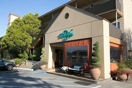 The Dylan Hotel at SFO Reviews: 116 Verified Reviews Latest 2024 | Trip.com